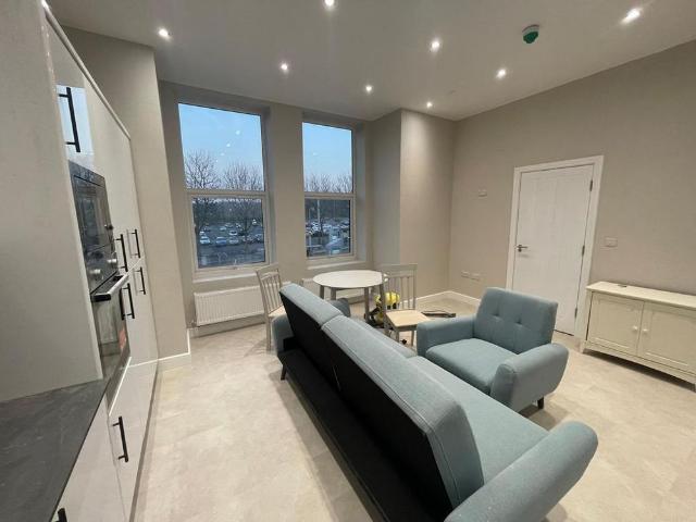 2 bedroom apartment to rent