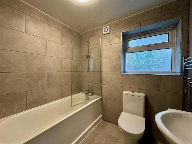 2 bedroom apartment to rent