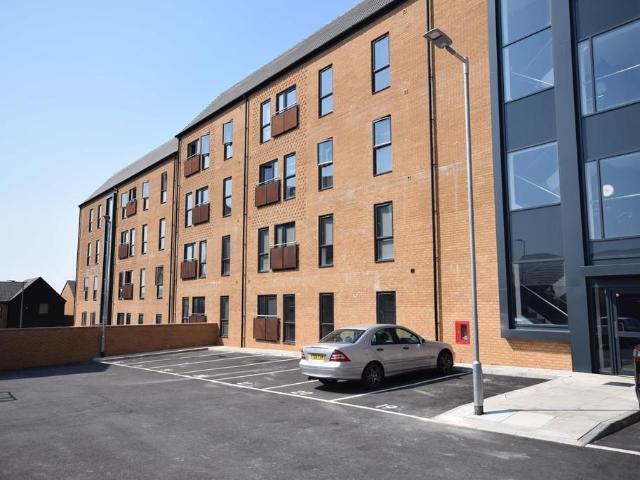 2 bedroom apartment to rent