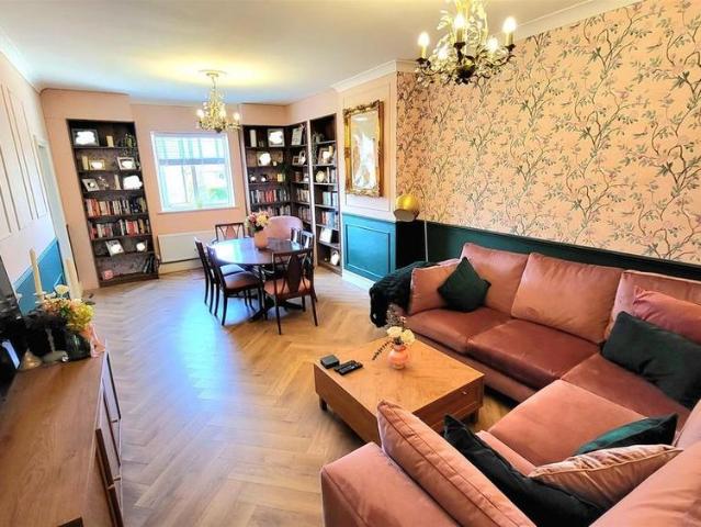 2 bedroom apartment to rent