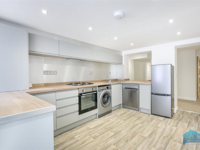 2 bedroom apartment to rent