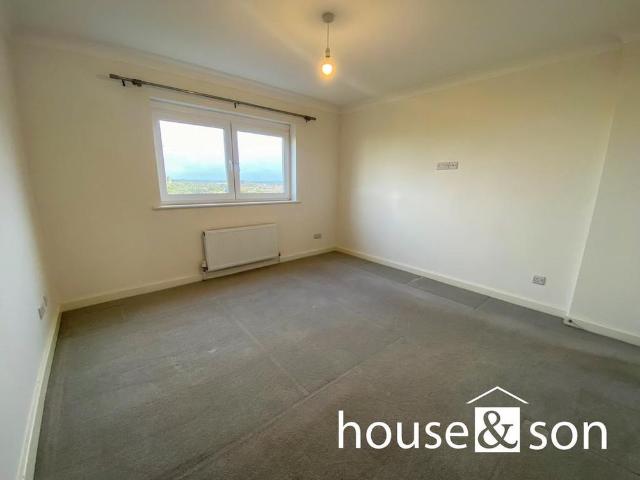 2 bedroom apartment to rent
