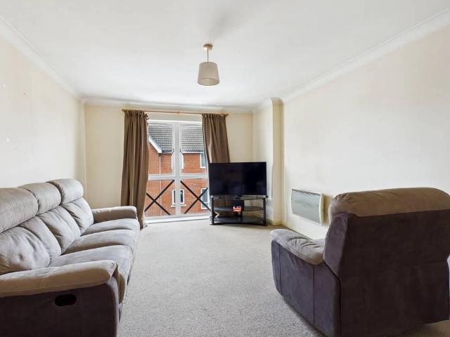 2 bedroom apartment to rent
