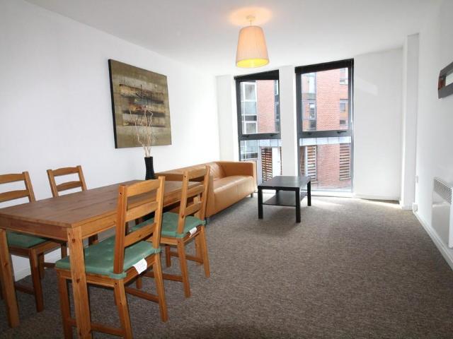 2 bedroom apartment to rent