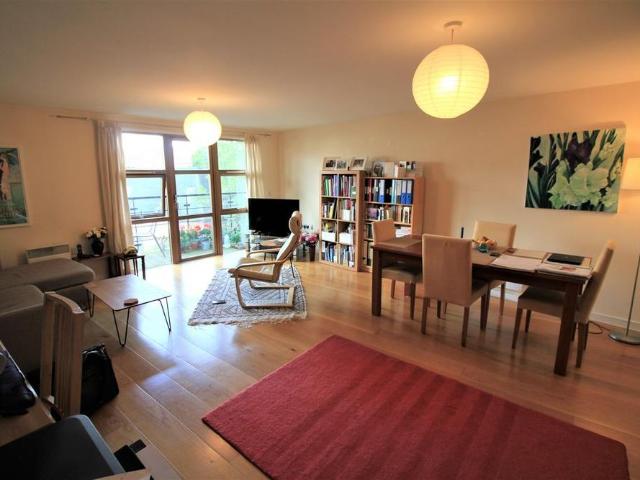 2 bedroom apartment to rent