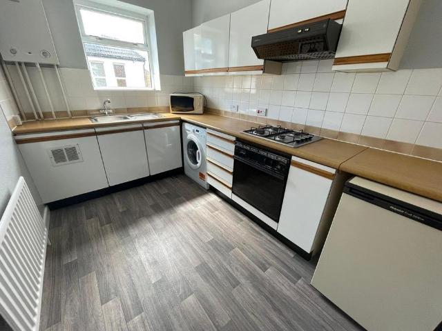 2 bedroom apartment to rent
