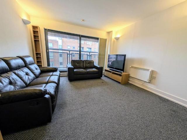 2 bedroom apartment to rent