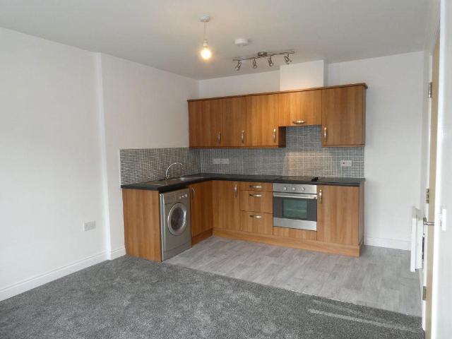 2 bedroom apartment to rent