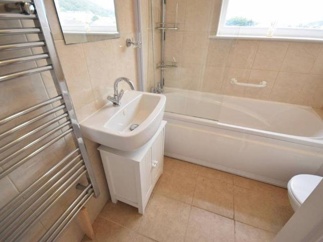 2 bedroom apartment to rent