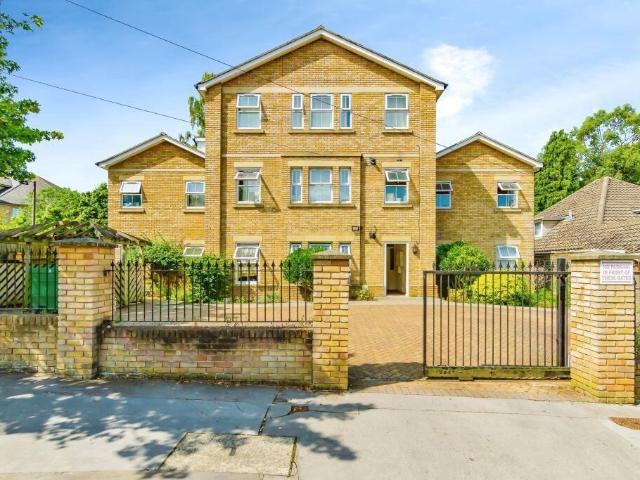 4 bedroom apartment to rent