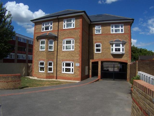 2 bedroom apartment to rent