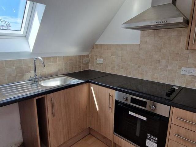 2 bedroom apartment to rent