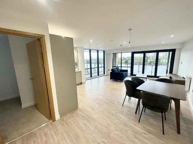 2 bedroom apartment to rent