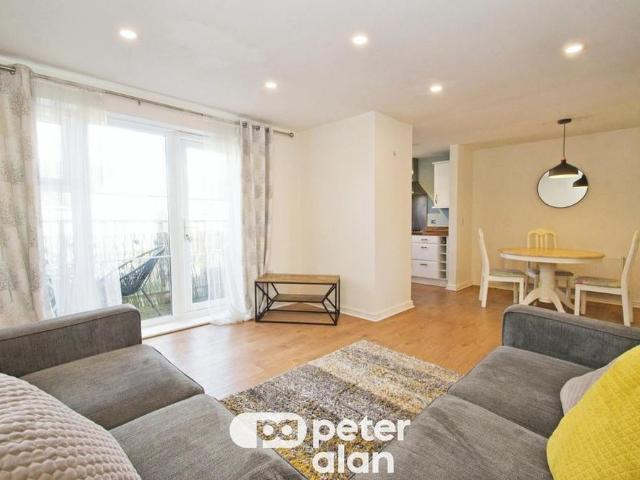 2 bedroom apartment to rent