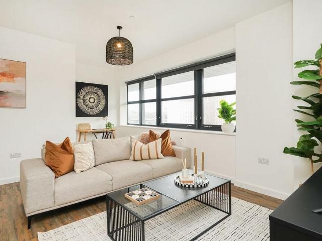 2 bedroom apartment to rent