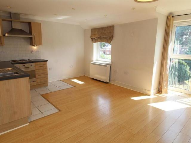 2 bedroom apartment to rent