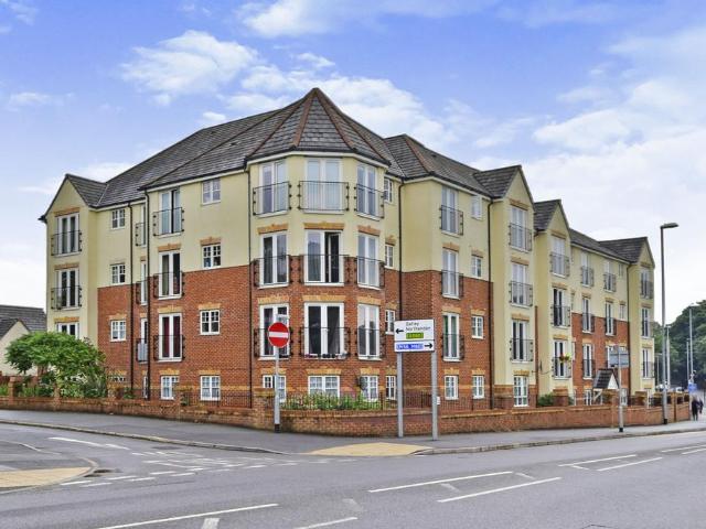 2 bedroom apartment to rent