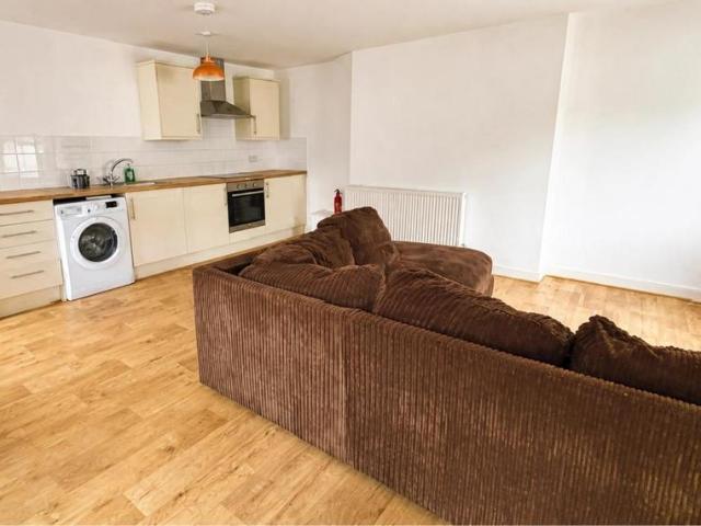 2 bedroom apartment to rent
