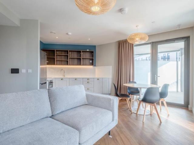2 bedroom apartment to rent
