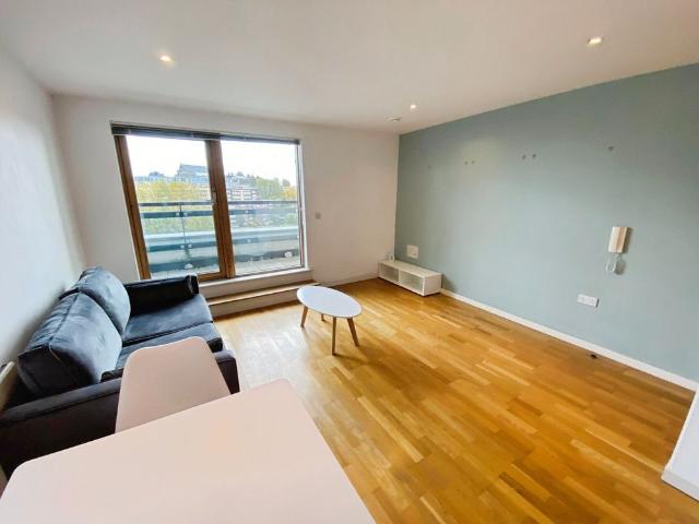 2 bedroom apartment to rent