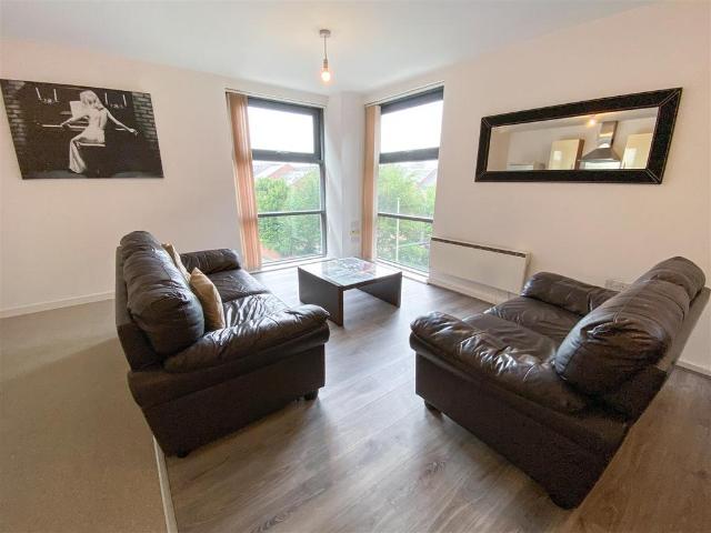 2 bedroom apartment to rent