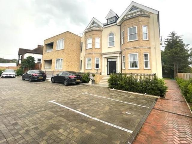 2 bedroom apartment to rent