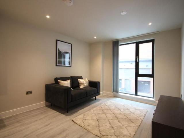 2 bedroom apartment to rent