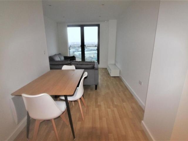 2 bedroom apartment to rent