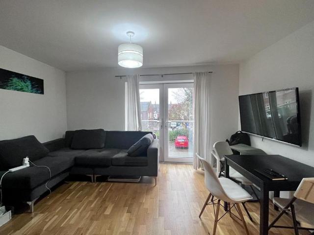 2 bedroom apartment to rent