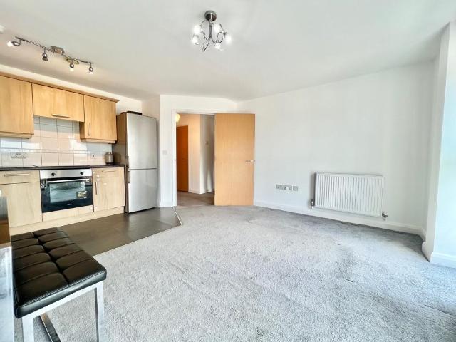 2 bedroom apartment to rent