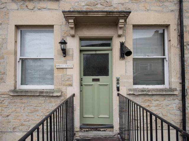 2 bedroom apartment to rent