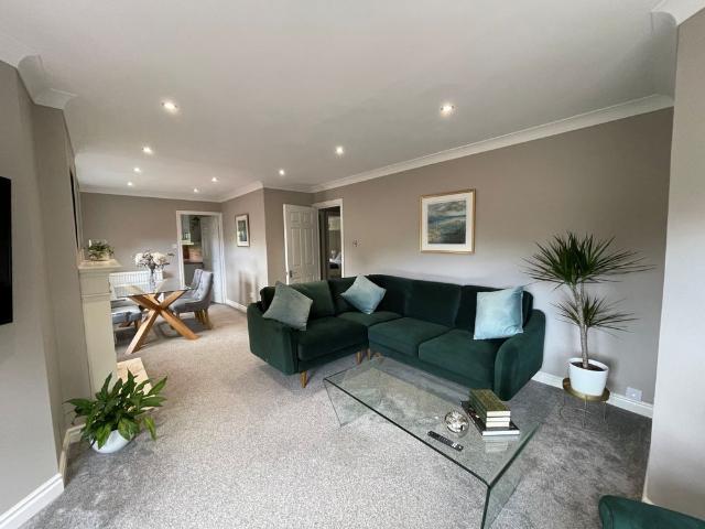 2 bedroom apartment to rent