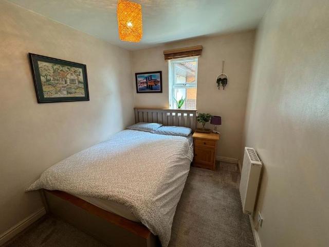 2 bedroom apartment to rent