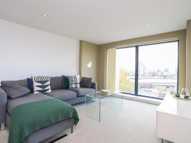 2 bedroom apartment to rent