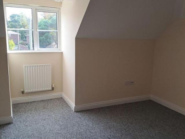 2 bedroom apartment to rent