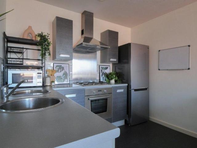 2 bedroom apartment to rent