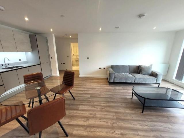2 bedroom apartment to rent
