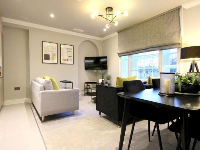 2 bedroom apartment to rent