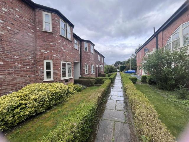 2 bedroom apartment to rent