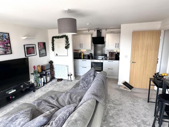 2 bedroom apartment to rent