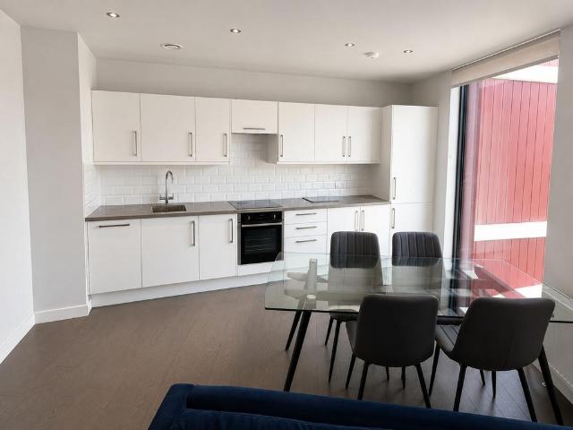 2 bedroom apartment to rent