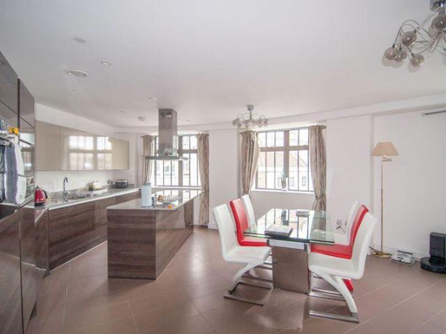 2 bedroom apartment to rent