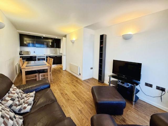 2 bedroom apartment to rent