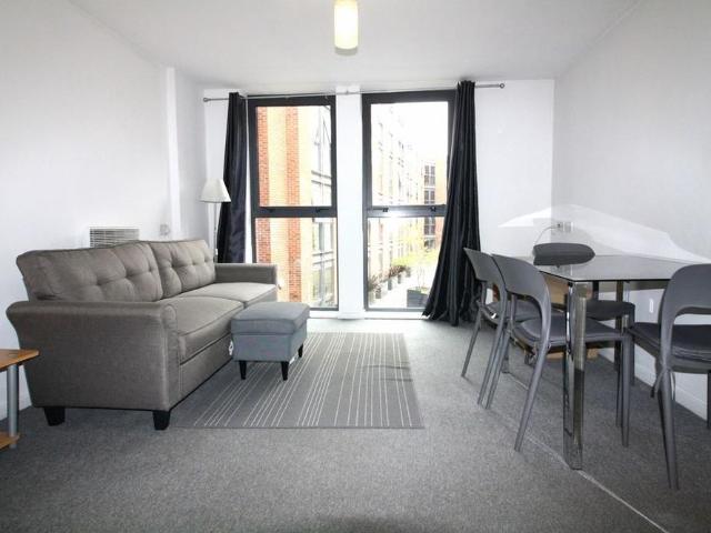 2 bedroom apartment to rent