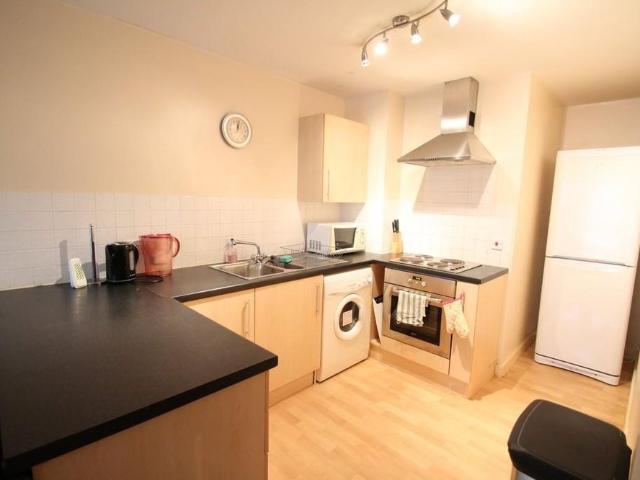 2 bedroom apartment to rent