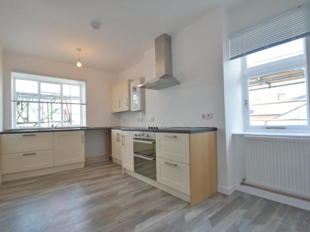 2 bedroom apartment to rent