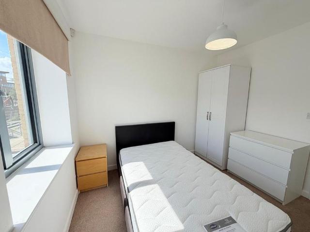 2 bedroom apartment to rent