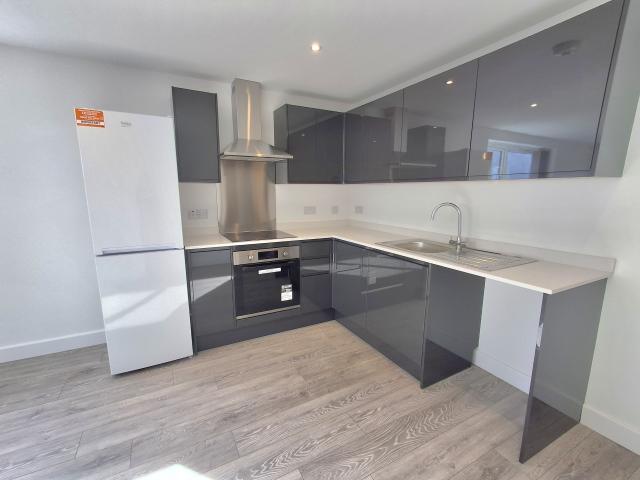 2 bedroom apartment to rent