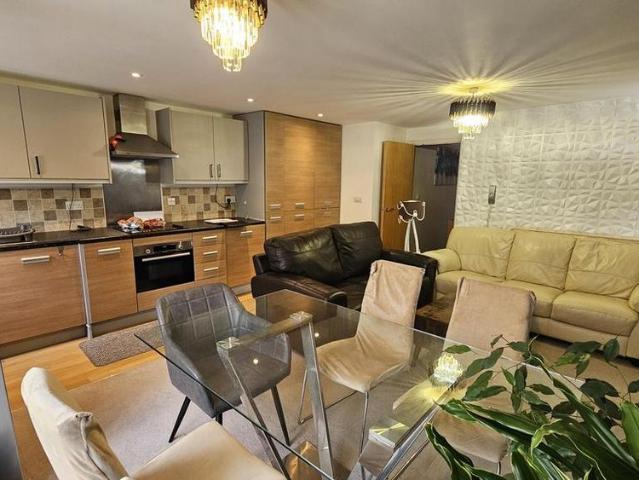 2 bedroom apartment to rent