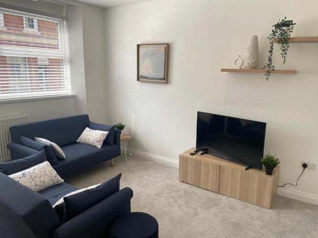 2 bedroom apartment to rent